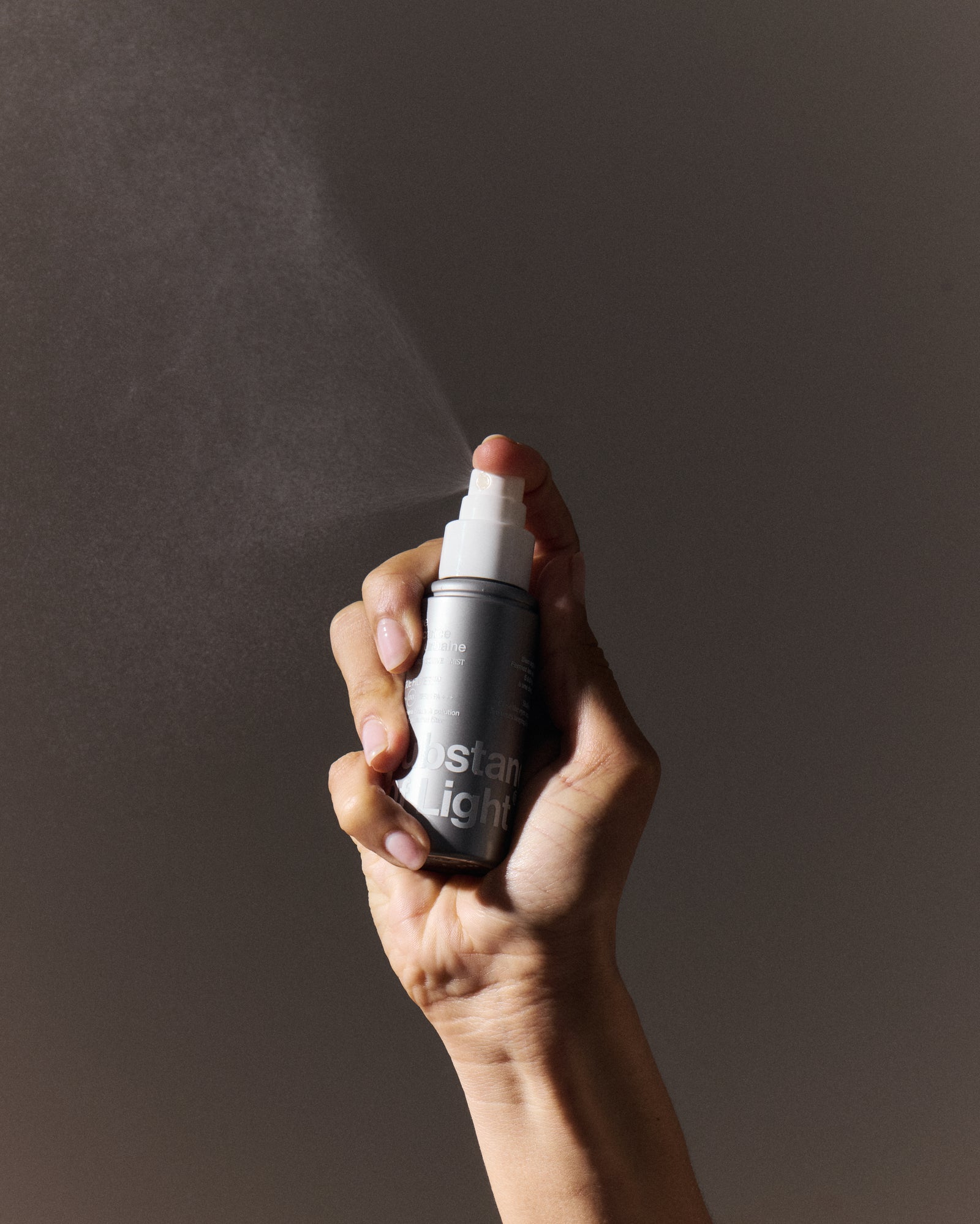 Comment bien utiliser la brume TRUE FILTER™ ? – Substance Of Light®